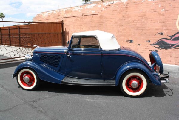 1933 Ford Cabriolet. – Tucson Classic Motor Co